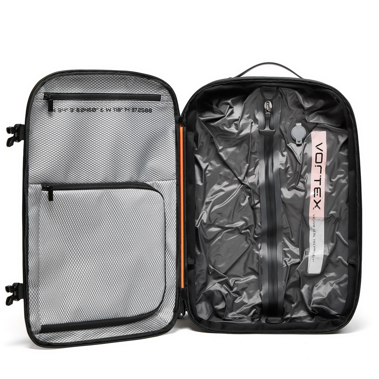 Aero 60L Vacuum-Seal Air Compression Travel Backpack – Black Voyage